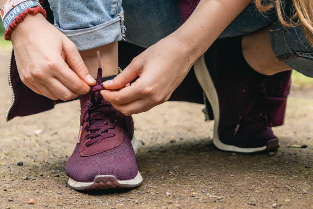 Can I Wear Sneakers To Ride A Horse? A Guide To Correct Footwear ...